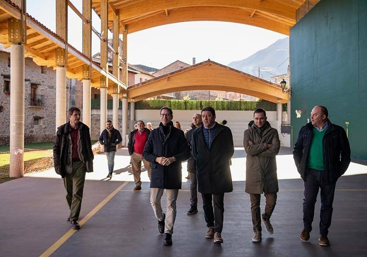 Capellán inaugura el nuevo espacio multiusos de Matute | La Rioja